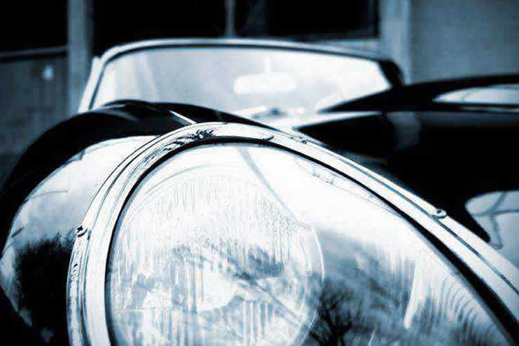 25 Inspiring Examples of Monochromatic Art